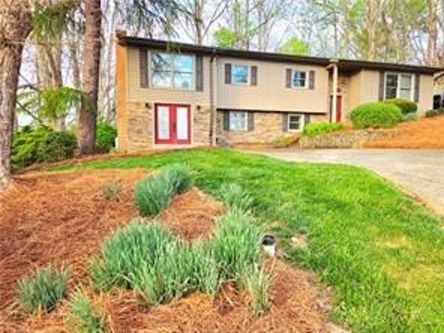 1524 Holly Circle