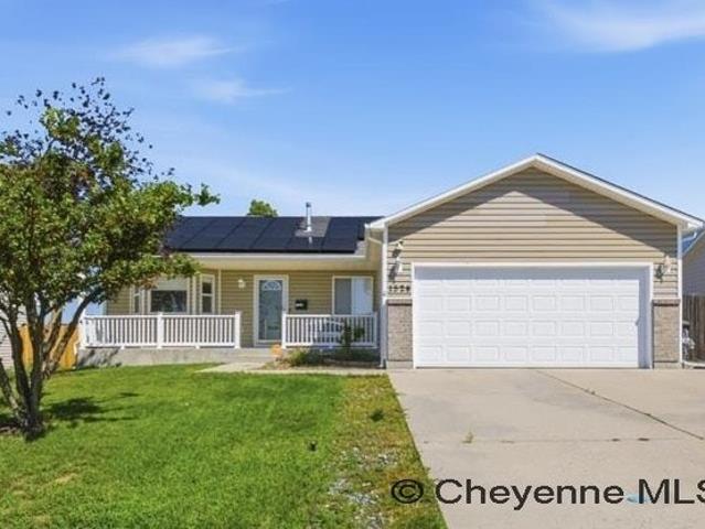 1524 Jazz Dr, Cheyenne, WY 82007