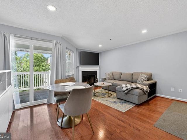 1524 Lincoln Way Unit 416, McLean, VA 22102