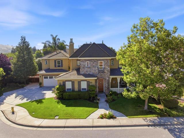 1524 Painted Feather Court
