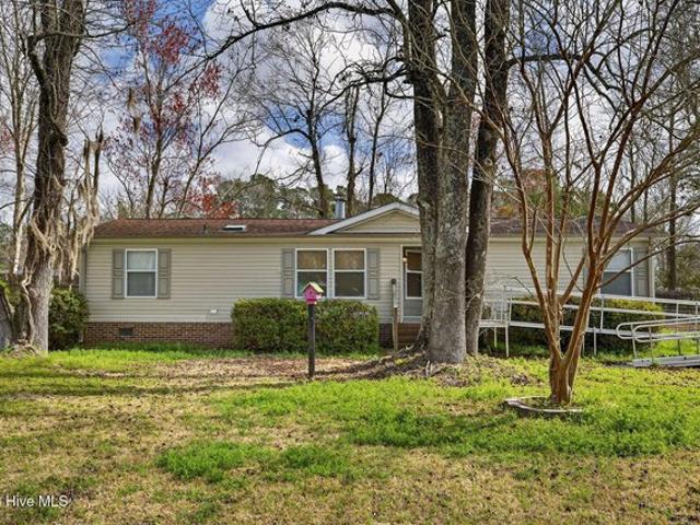 1524 Rossmore Rd, Wilmington, NC 28405
