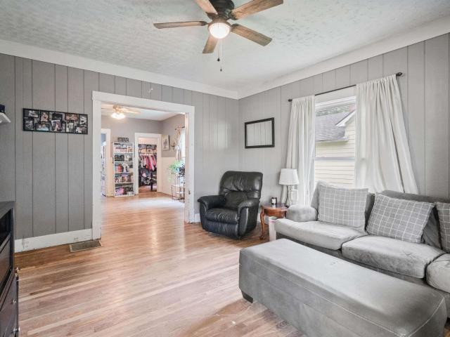1524 S Main Street