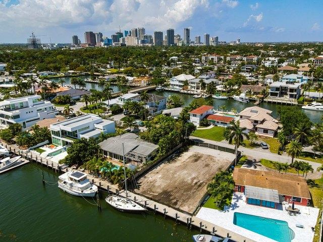 1524 SE 14th St, Fort Lauderdale, FL 33316