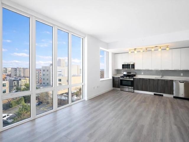 1524 Sheepshead Bay Road 8A