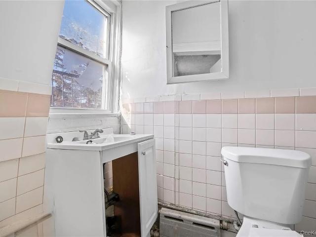 1524 th Street