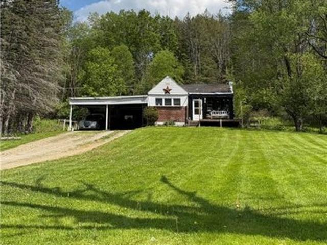 1524 Thurber Rd, Corning, NY 14830