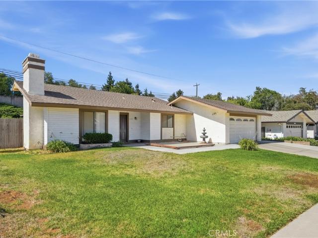 1524 Tiffany Park