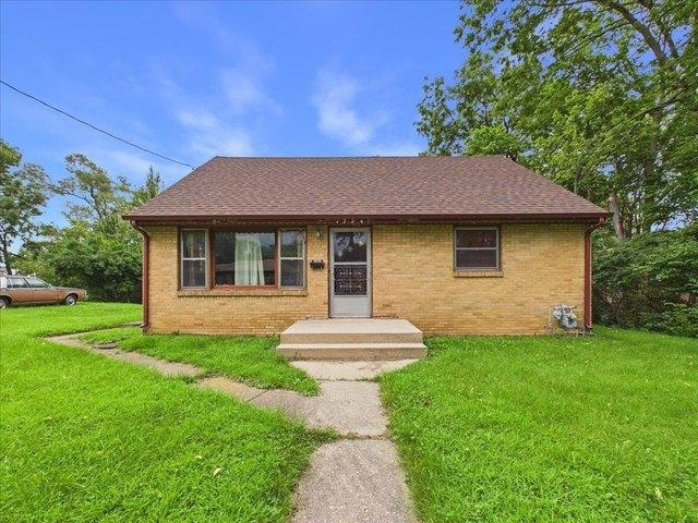 1524 Victoria Ave, Rockford, IL 61102