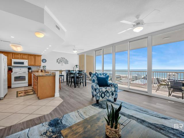 1524 WEST BEACH Boulevard 706
