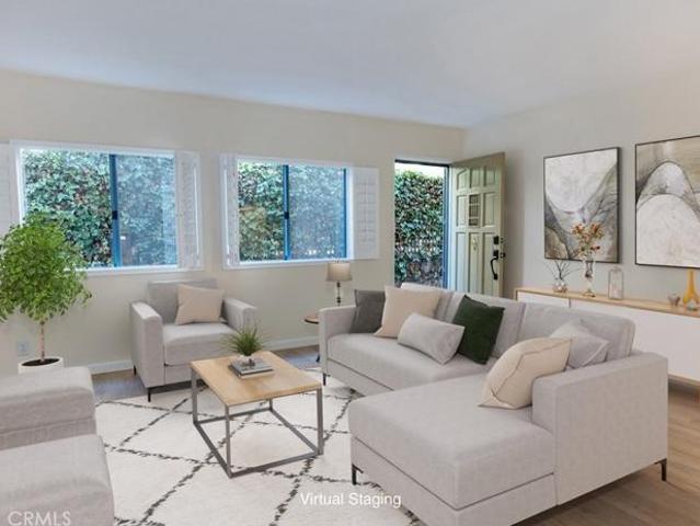 1524 10th St #4, Santa Monica, CA 90401