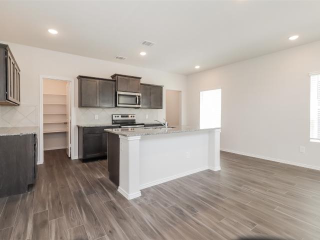 15251 Estrella West