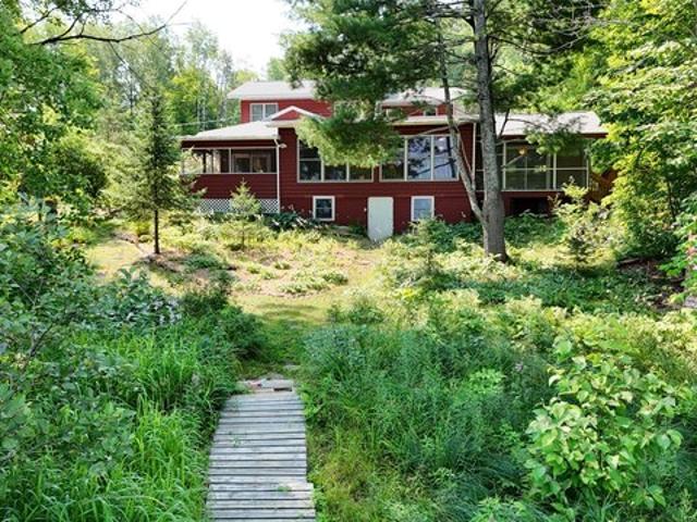 15254W Hummingbird Ct, Stone Lake, WI 54876