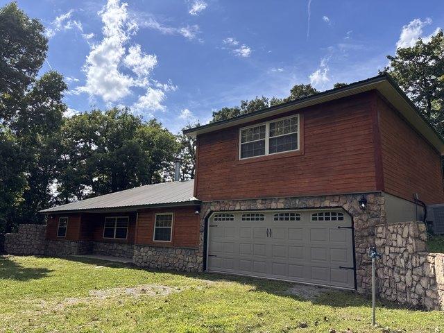 15258 Shipe Rd, Gravette, AR 72736