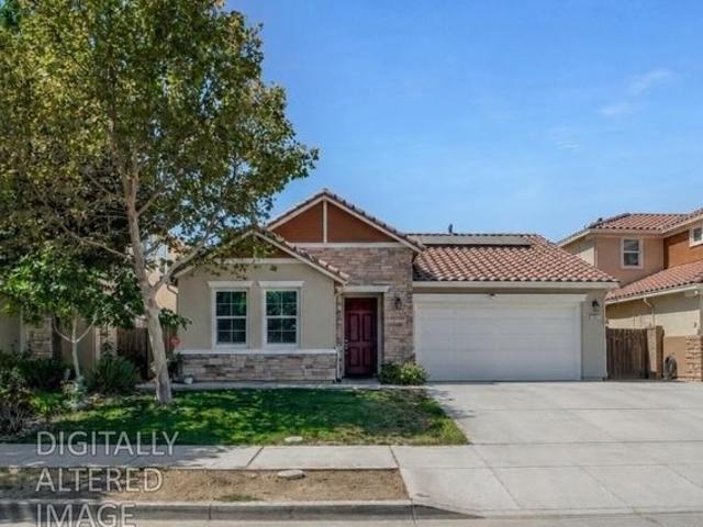 1525 Mayweed Dr, Los Banos, CA 93635