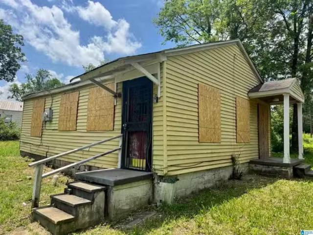 1525 MEADOW LN, BIRMINGHAM, AL 35228