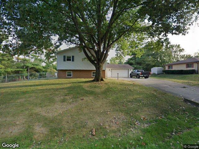 1525 Moorwood Dr, Decatur, IL 62521