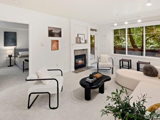 1525 NW 57th St Unit 202, Seattle, WA 98107