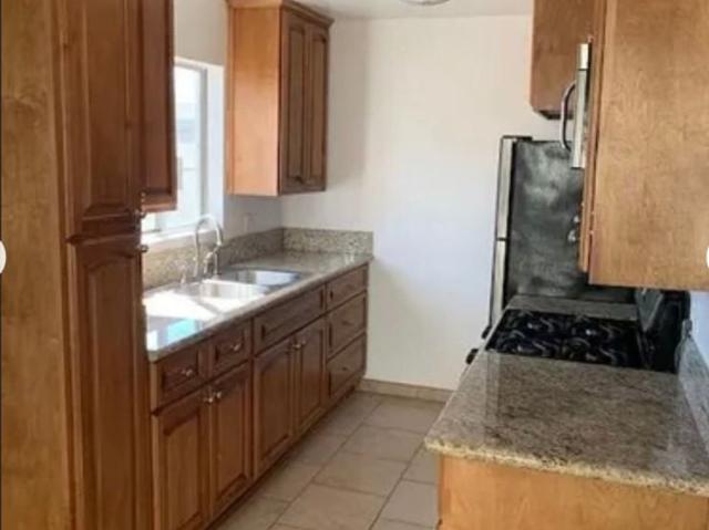 1525 North Kenmore Avenue 1 Bedroom Apartment for Rent at 1525 N Kenmore Ave, Los Angeles, CA 90027 East Hollywood