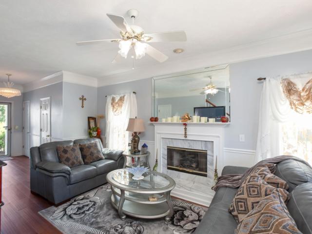 1525 Bell Trace Dr