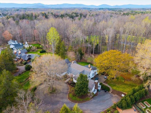 1525 Brook Hill Ln