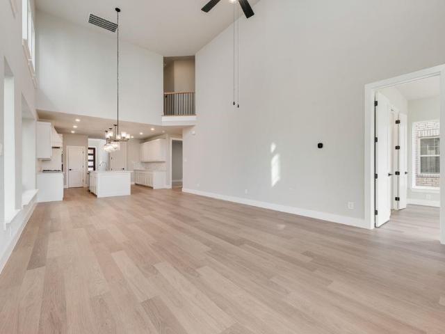 1525 Euclid Alley