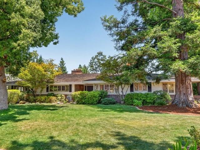 1525 Elsdon Cir, Carmichael, CA 95608