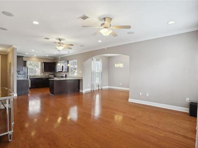 1525 Gardena Drive