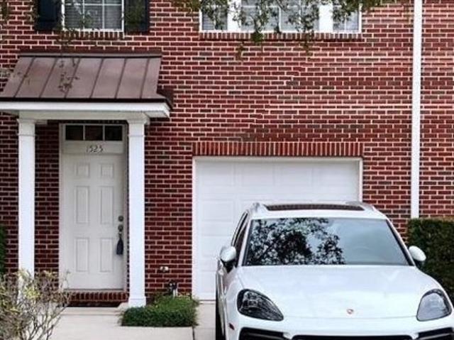 1525 Landau Rd, Jacksonville, FL 32225