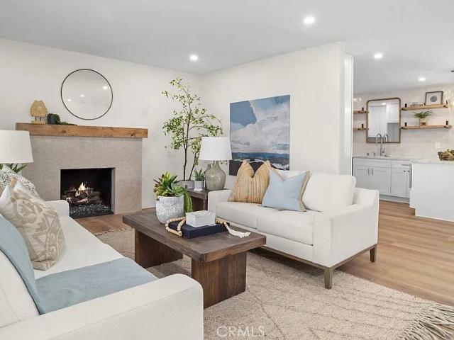 1525 Lauralynn Place 1