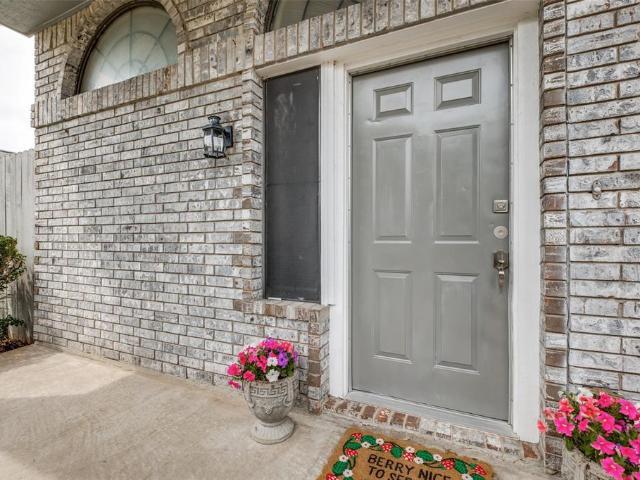 1525 Liberty Lane