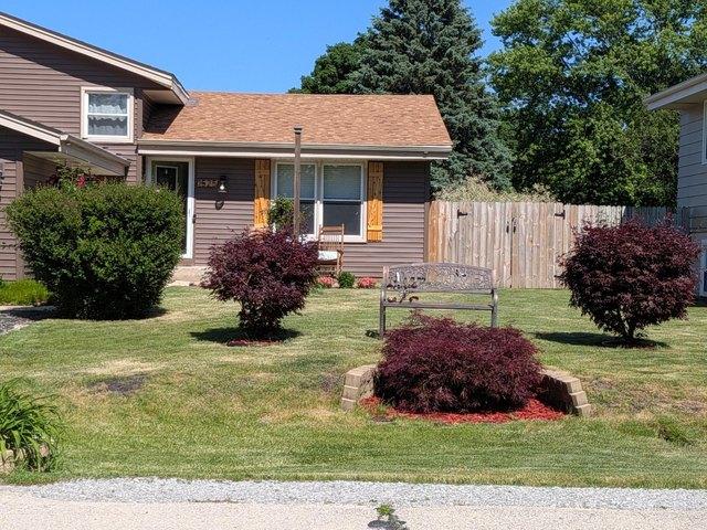 1525 Prairie Dr, Mount Pleasant, WI 53406