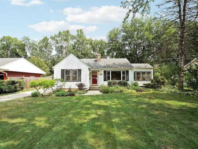 1525 Ramsey St, Hastings, MN 55033