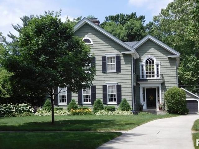 1525 S Wiggins Ave, Springfield, IL 62704