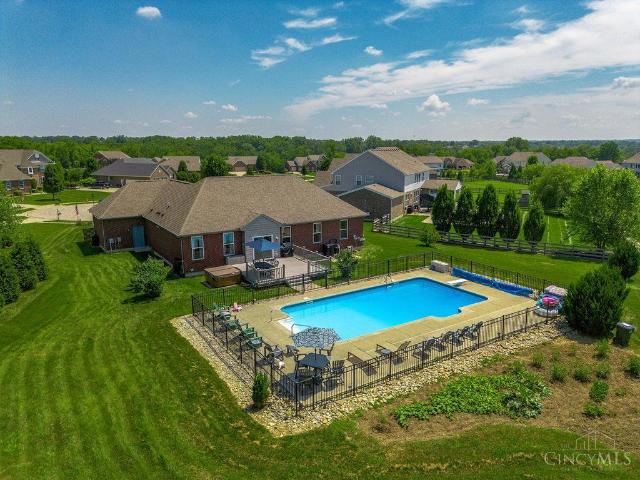 1525 Spectacular Bid Court