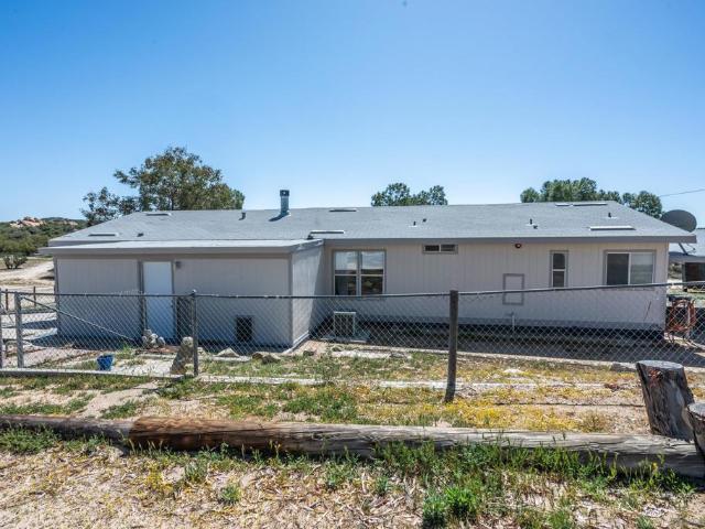 1525 Tea Rose Lane