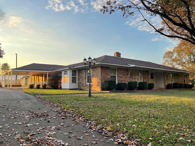 1525 Timberlake Wildersville Rd, Lexington, TN 38351
