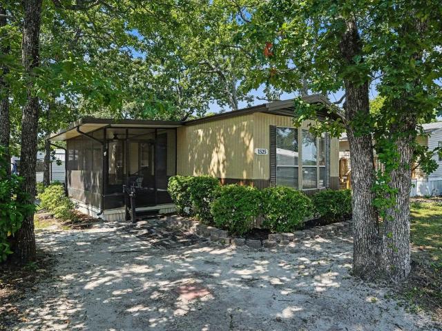 1525 Virgo Ln