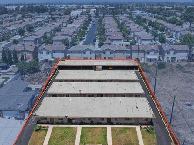 1525 W 9th St, Oxnard, CA 93035