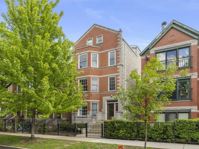 1525 W George St Apt 1, Chicago, IL 60657