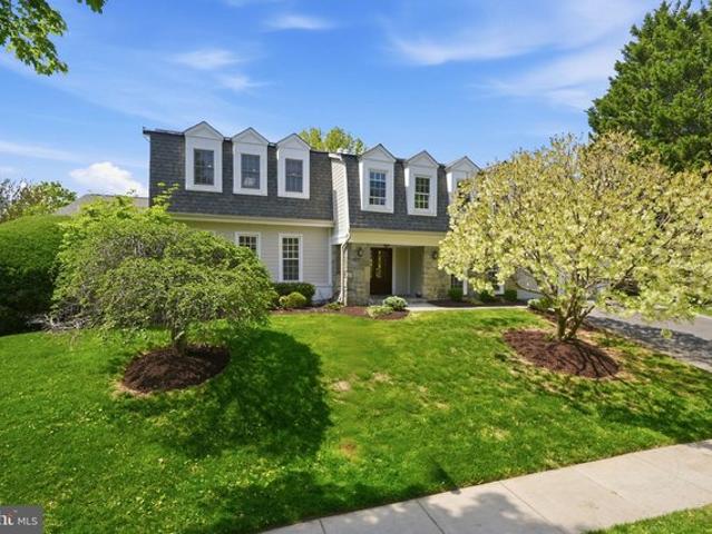 1525 W Kersey Ln, Potomac, MD 20854