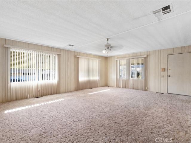1525 W Oakland Avenue 72