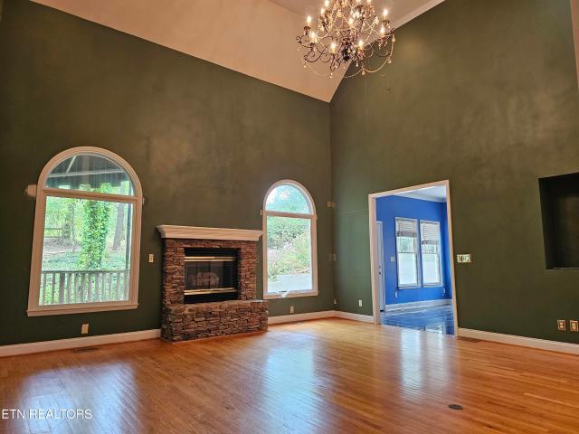 1525 Westport Rd