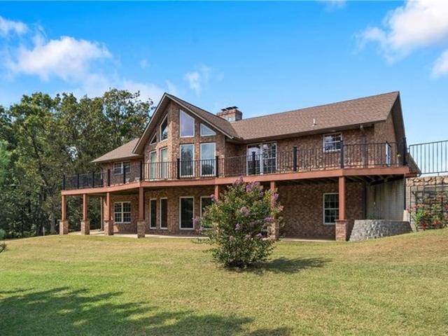15262 Shipe Rd, Gravette, AR 72736
