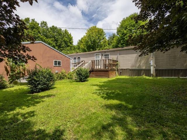 15265 Rome Rd, Manitou Beach, MI 49253
