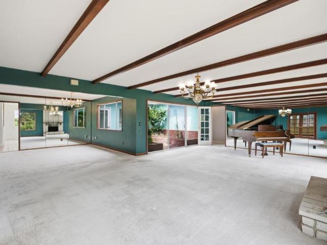 15269 Century Oak Road