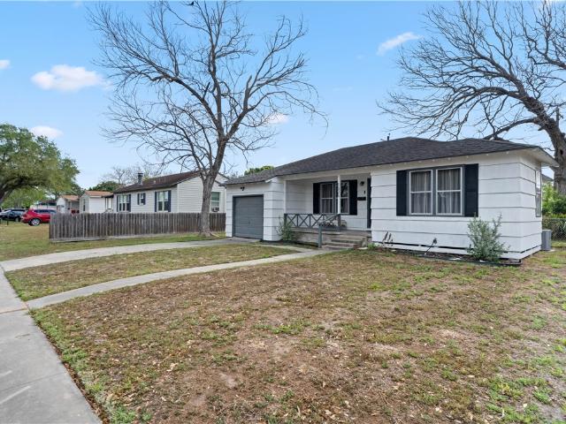 1526 Melbourne Dr, Corpus Christi, TX 78415 | MLS #473739