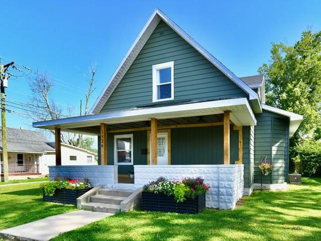 1526 N B St, Elwood, IN 46036