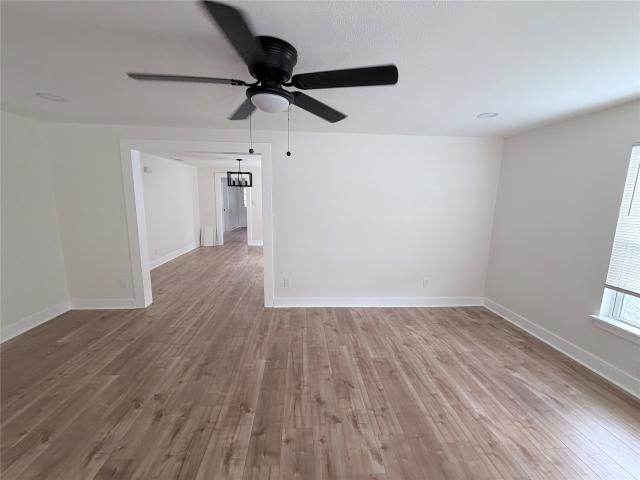 1526 E 32nd 1/2 Street
