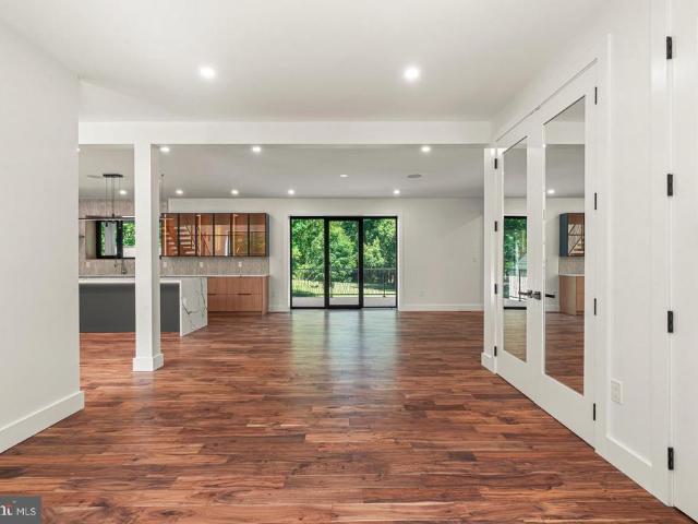 1526 Huntingdon Pike