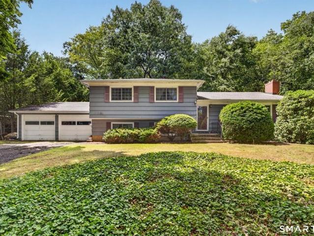 1526 Hartford Tpke, North Haven, CT 06473